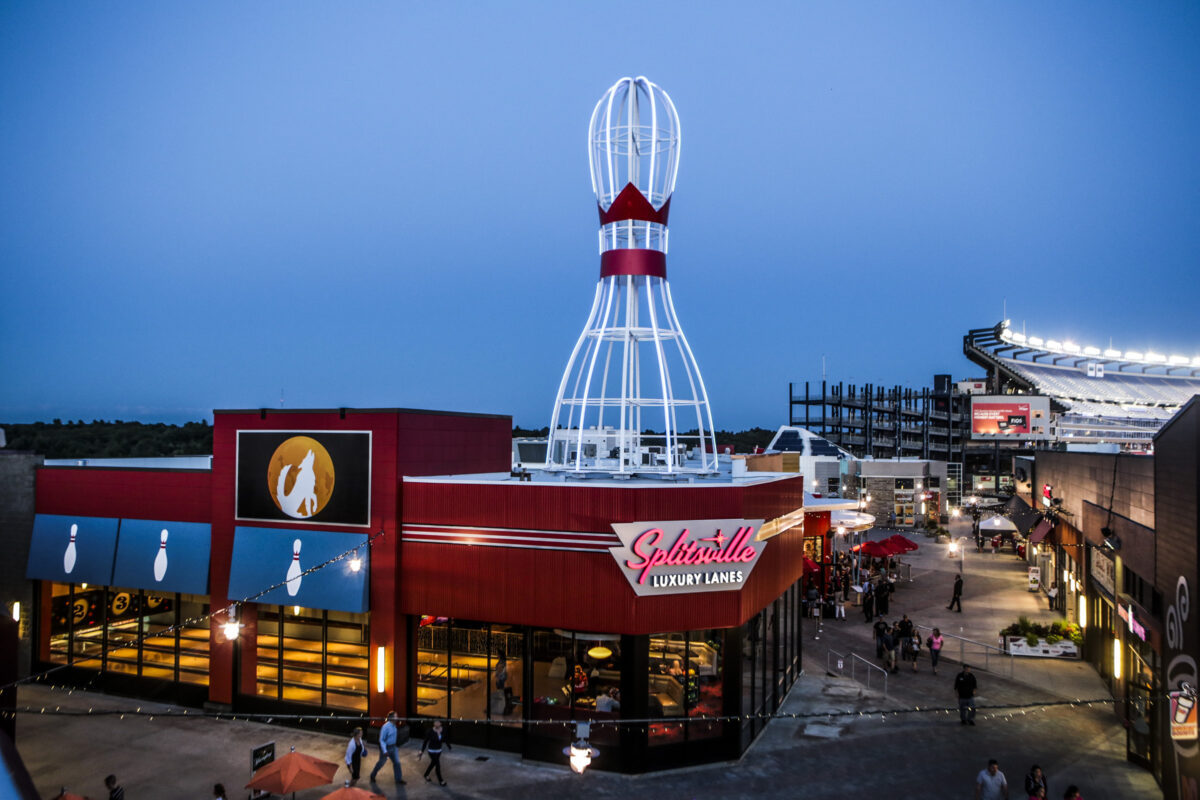 Splitsville | Howl | Golf | Eat.Bowl.Sing | Patriot Place